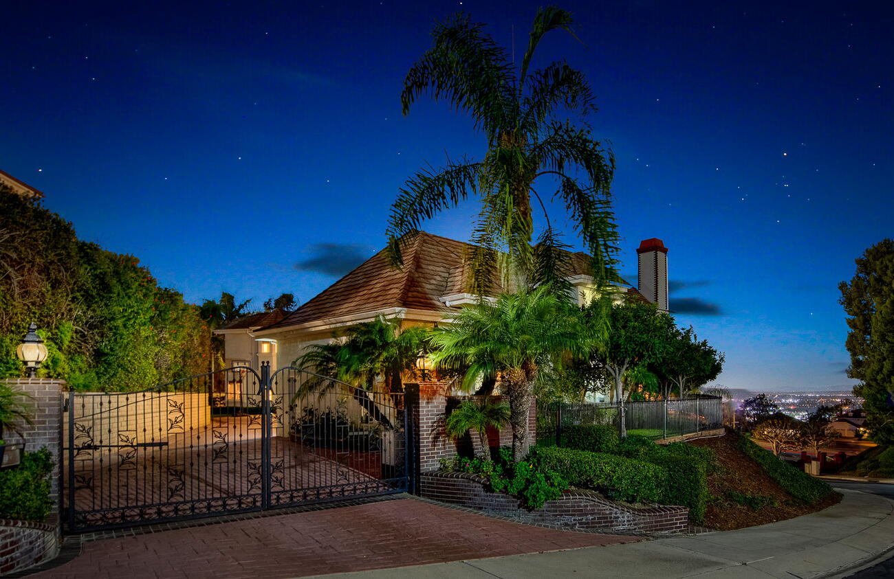 Exclusive Properties | Katnik Brothers Real Estate
