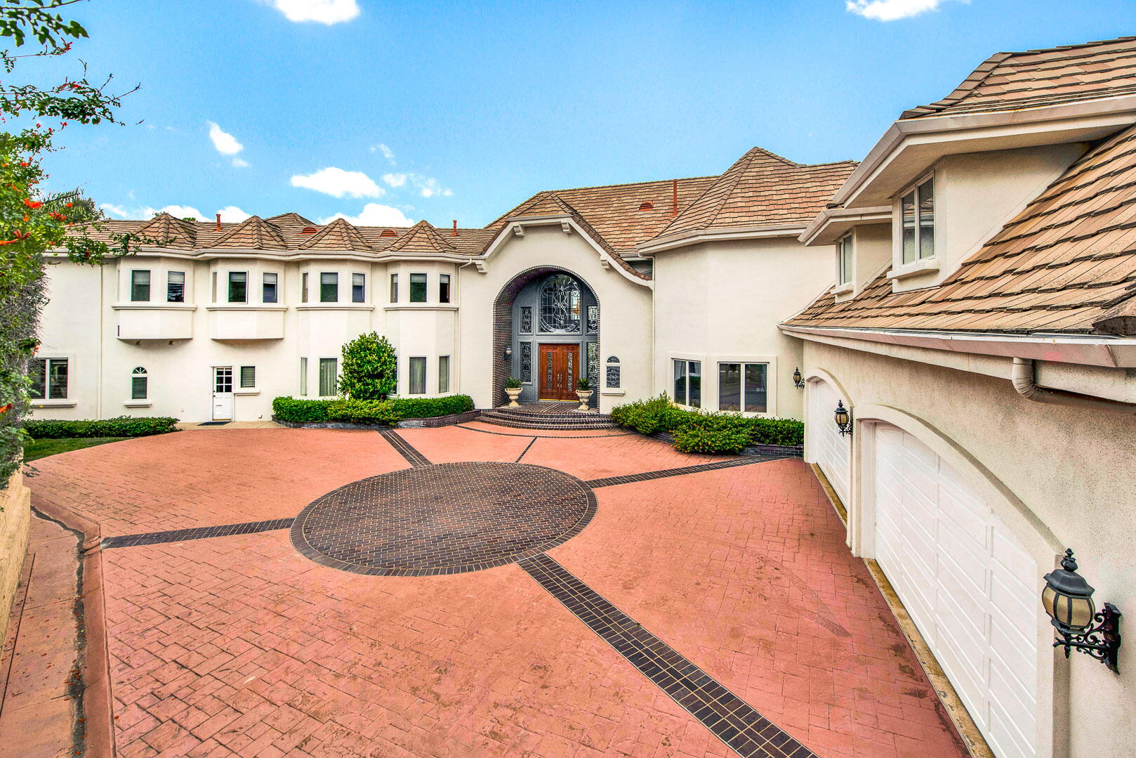 Exclusive Properties | Katnik Brothers Real Estate